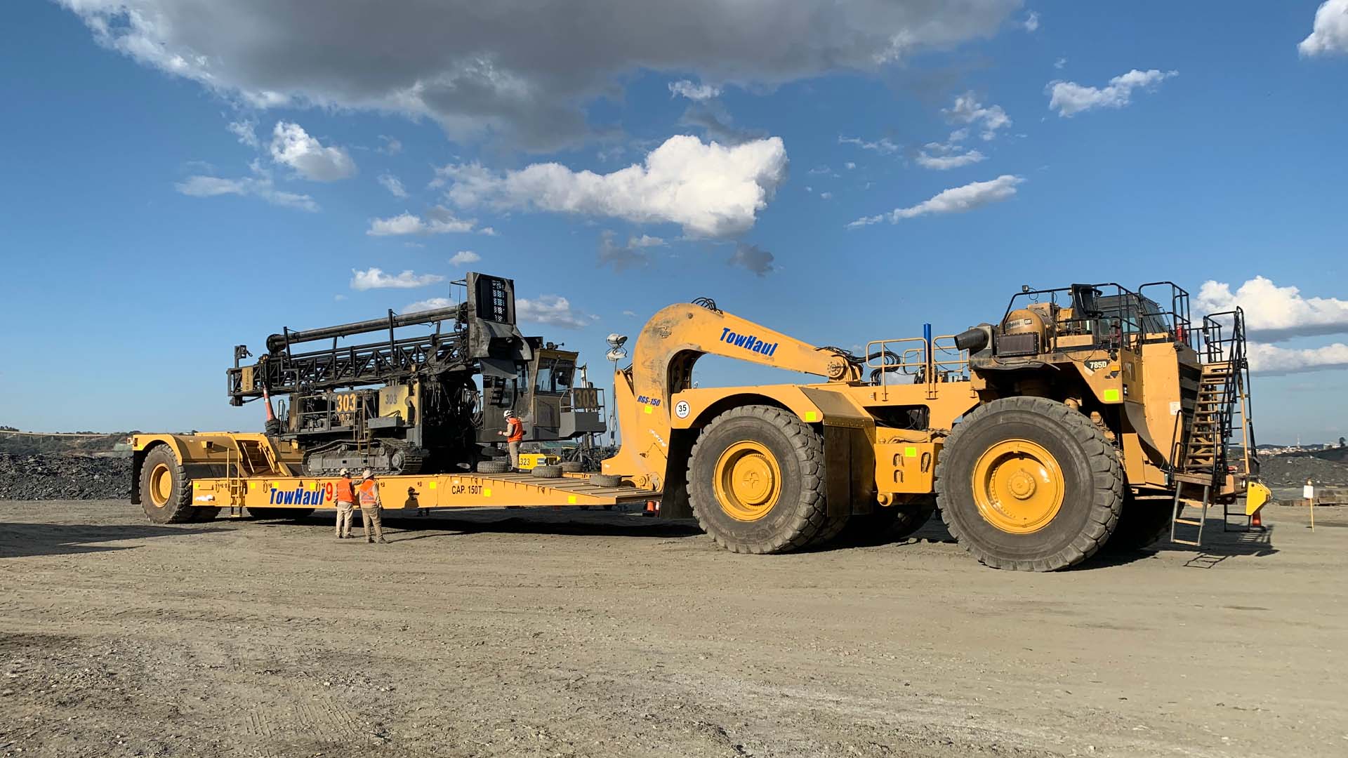 Mining Lowboy Trailer | Gooseneck Trailer Manufacturer | TowHaul